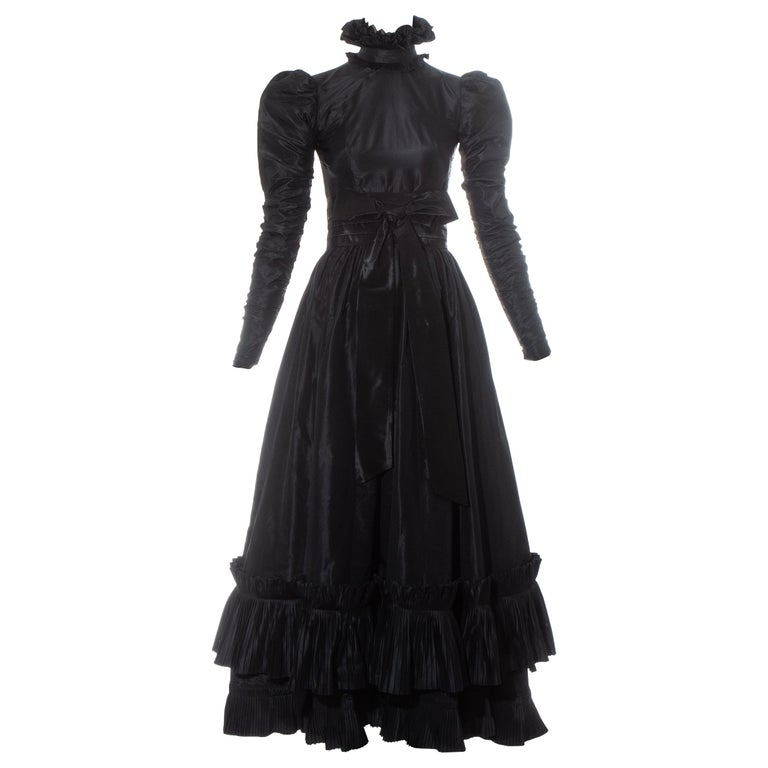Yves Saint Laurent Haute Couture black silk taffeta evening dress, fw ...