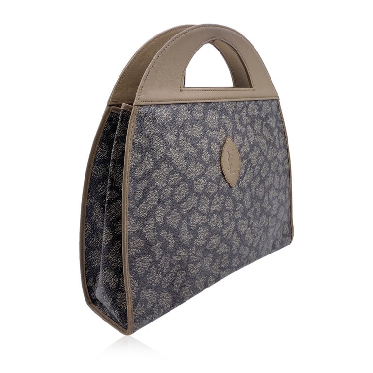 Yves Saint Laurent Vintage Tan Grey Giraffe Print Tote Bag For Sale at ...