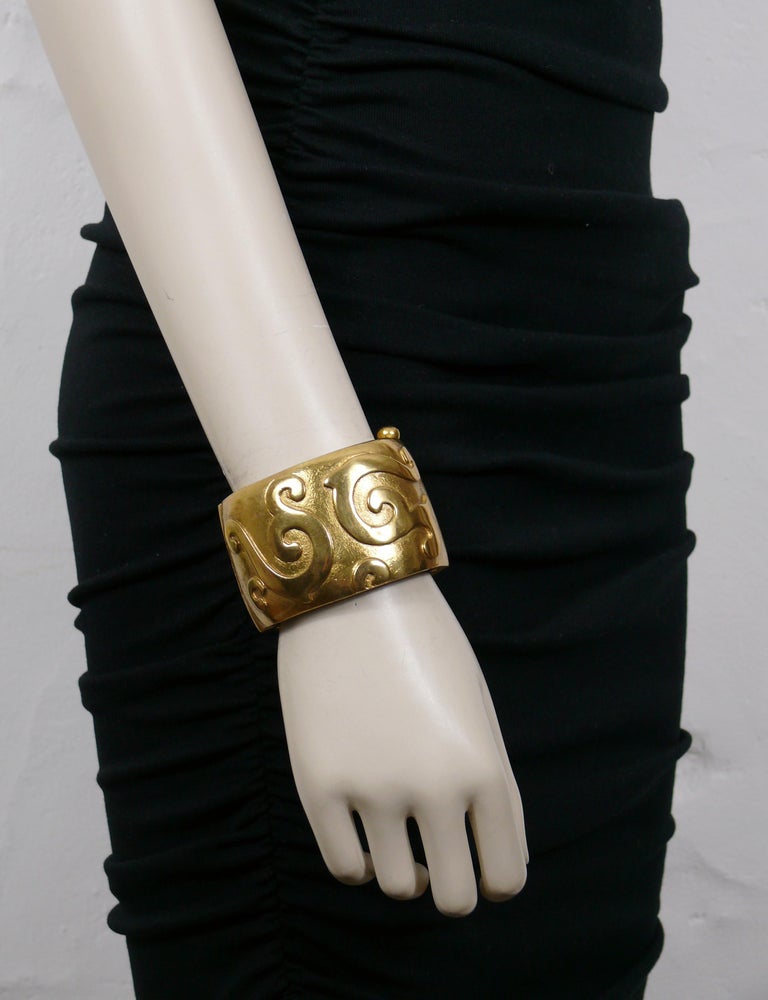YVES SAINT LAURENT YSL Vintage Gold Tone Arabesques Cuff Bracelet For ...
