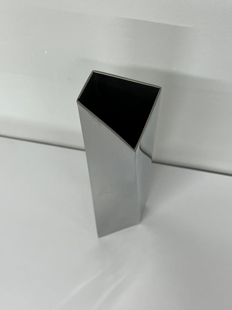 Zaha Hadid Crevasse Flower Vase for Alessi at 1stDibs