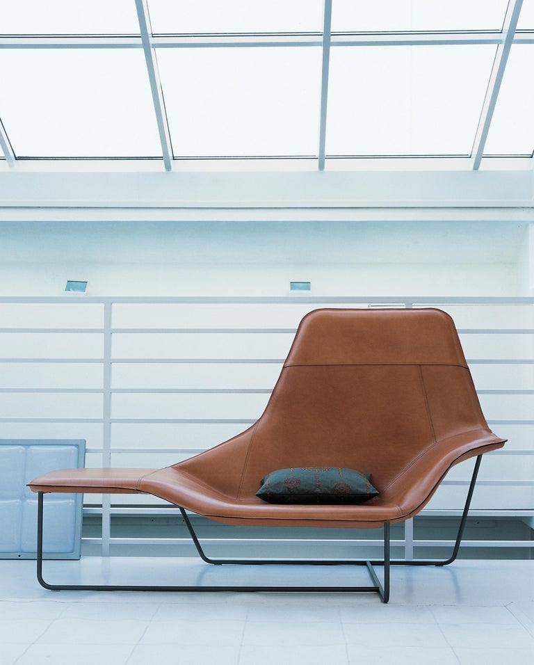 Zanotta Lama Lounge Chair in Black Leather with Graphite Steel Frame ...