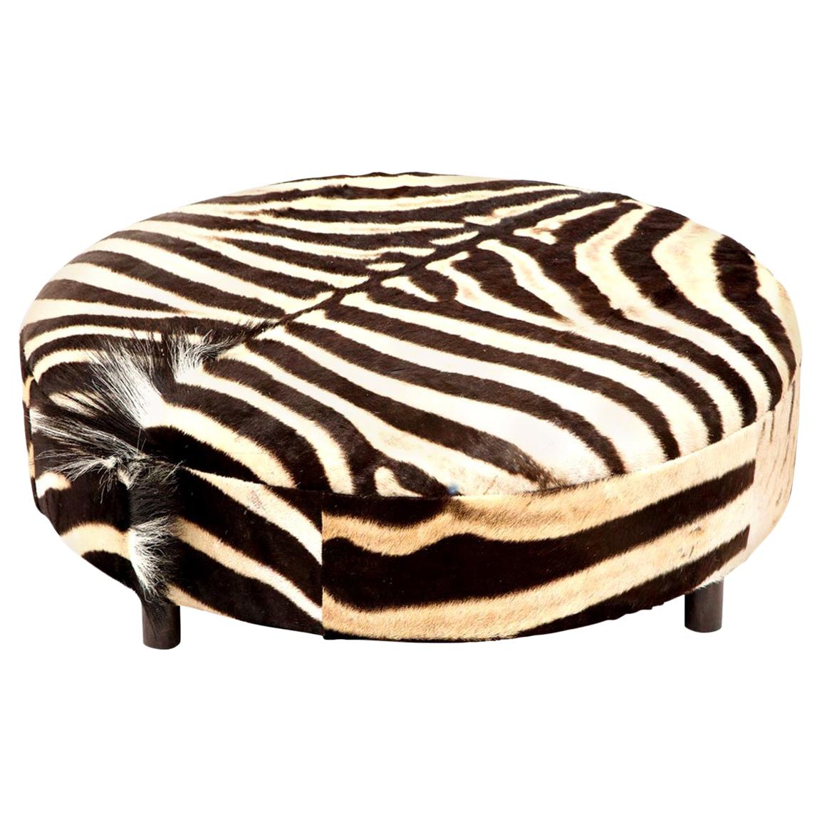 Sub-Saharan African Ottomans and Poufs - 4 For Sale at 1stdibs