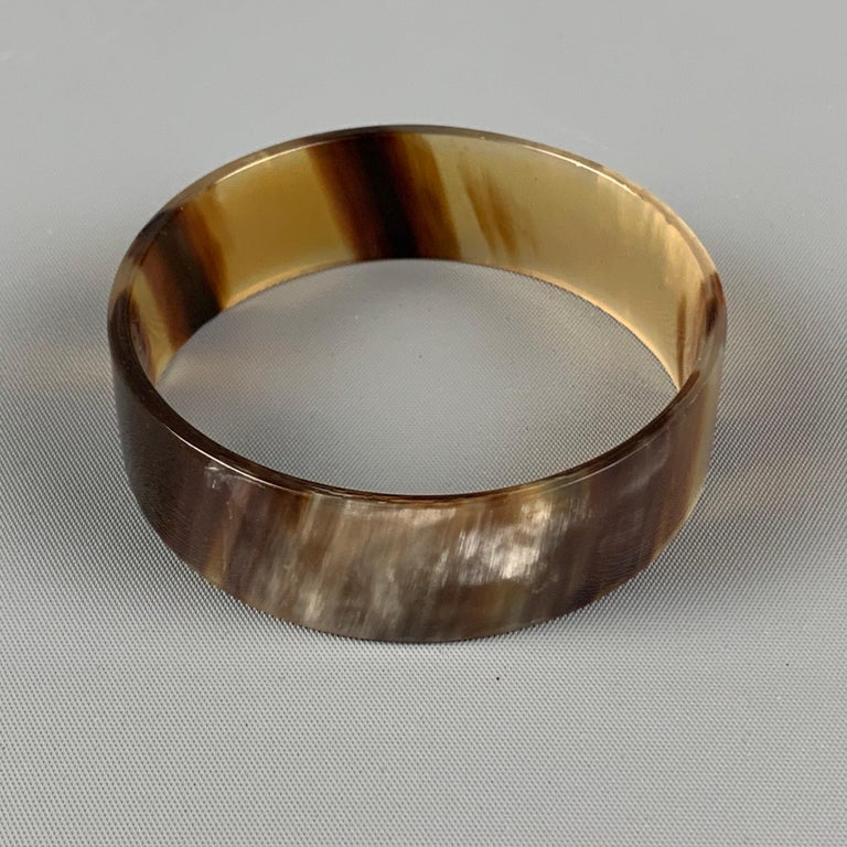 ZEFFIRA Beige Horn Bracelet Set For Sale at 1stDibs