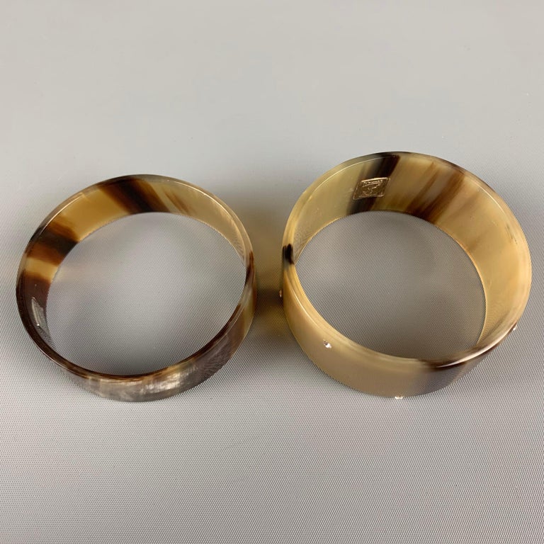 ZEFFIRA Beige Horn Bracelet Set For Sale at 1stDibs