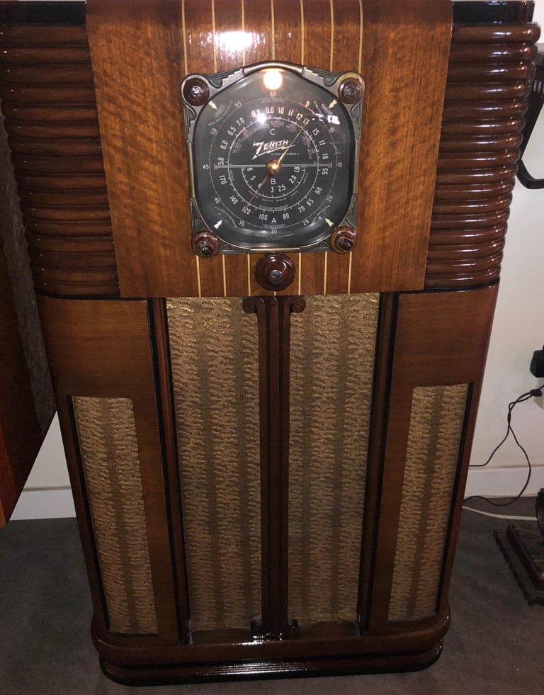 Zenith 10-S-160 Console '1937' Restored Radio Bluetooth Art Deco at 1stDibs