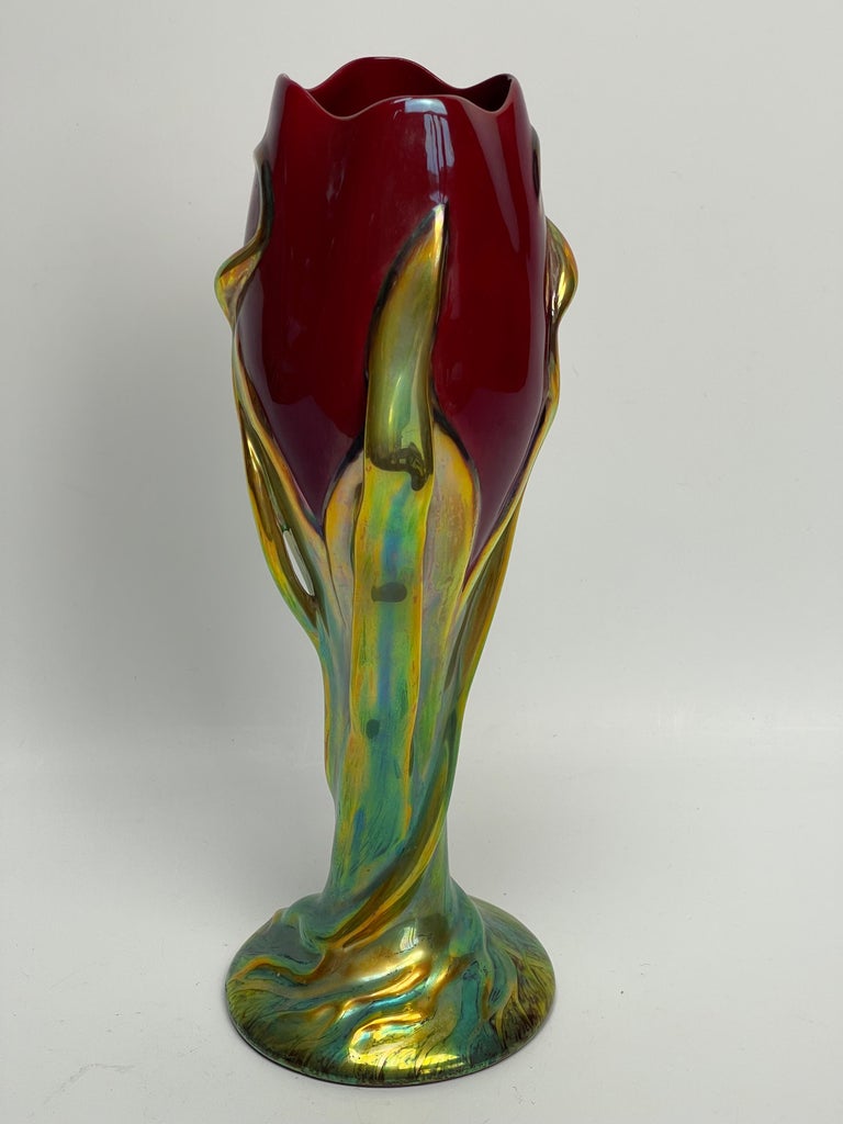 Zsolnay Pecs Art Nouveau Eosin Metallic Vase For Sale at 1stDibs