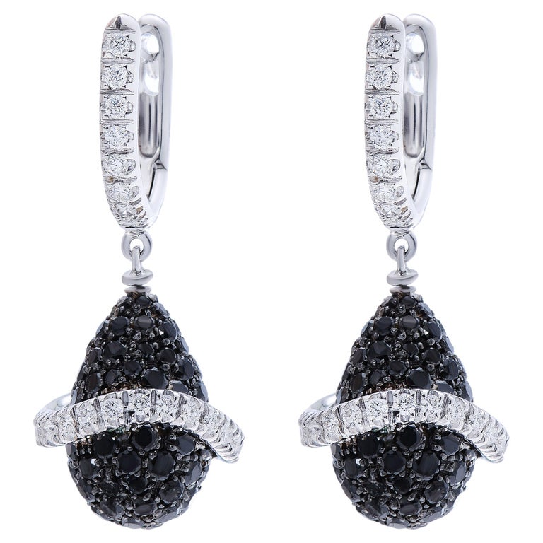 Zydo 18k White Gold, Black and White Diamond Drop Earrings For Sale at ...